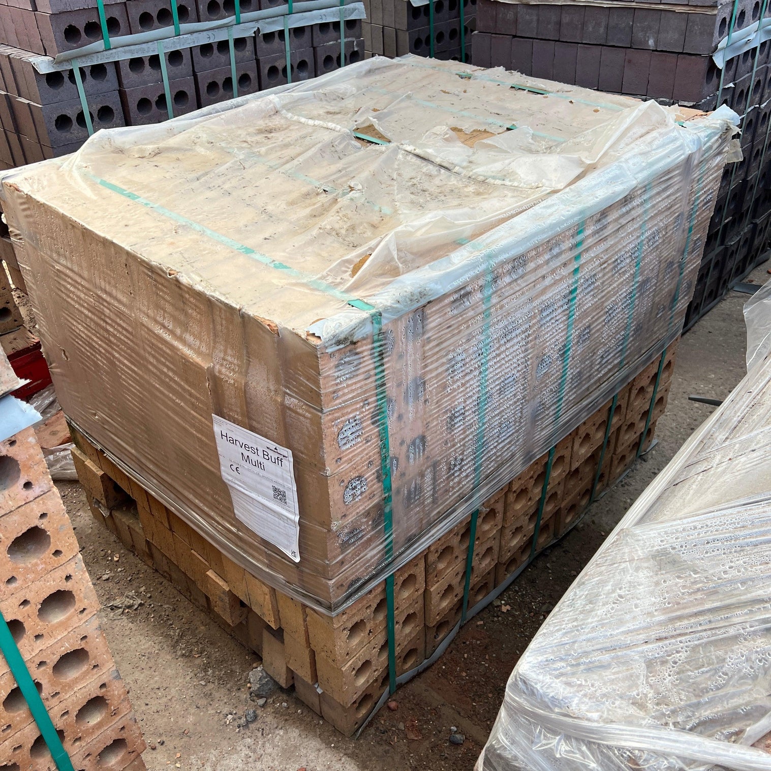 Wienerberger Harvest Buff Multi Facing Brick | Yellow Bricks ...